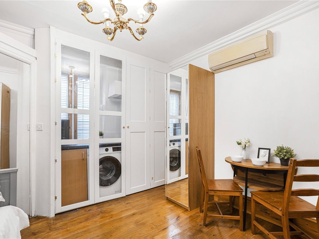 Studio to rent in Warwick House Street, London SW1Y, £2,058 pcm - Zoopla