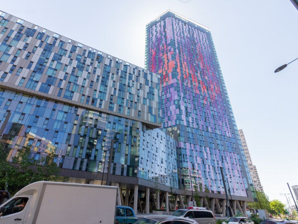 1 bed flat for sale in Pinnacle Apartments, Saffron Central Square ...