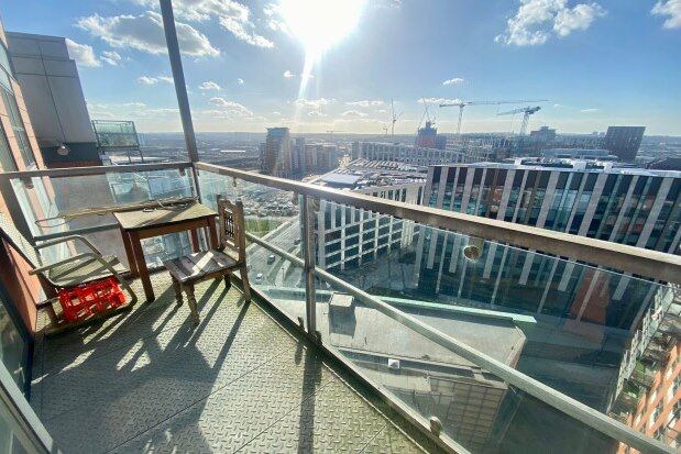 2 bed flat to rent in West Point, Leeds LS1 - Zoopla