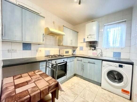 2 bed flat for sale in Bushey Road, London E13, £280,000 - Zoopla
