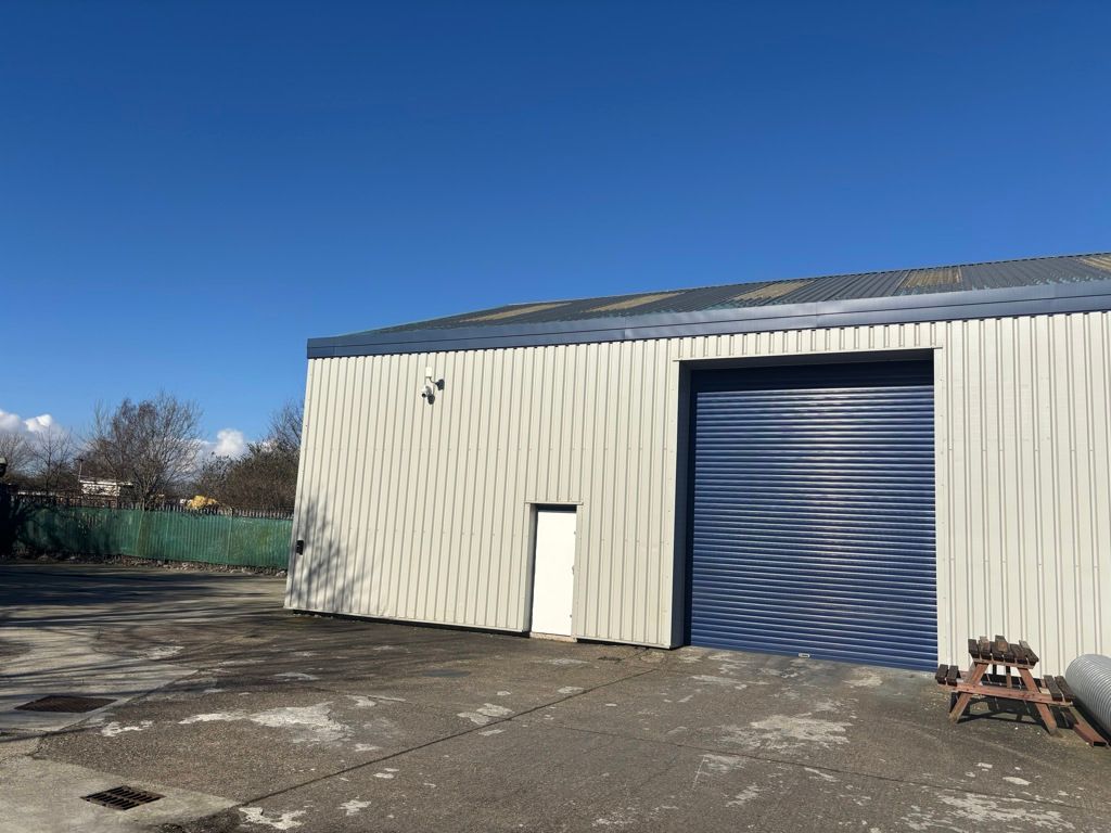 Warehouse to let in Unit 2A, Greatfield Lane, Marfleet, Hull, East ...