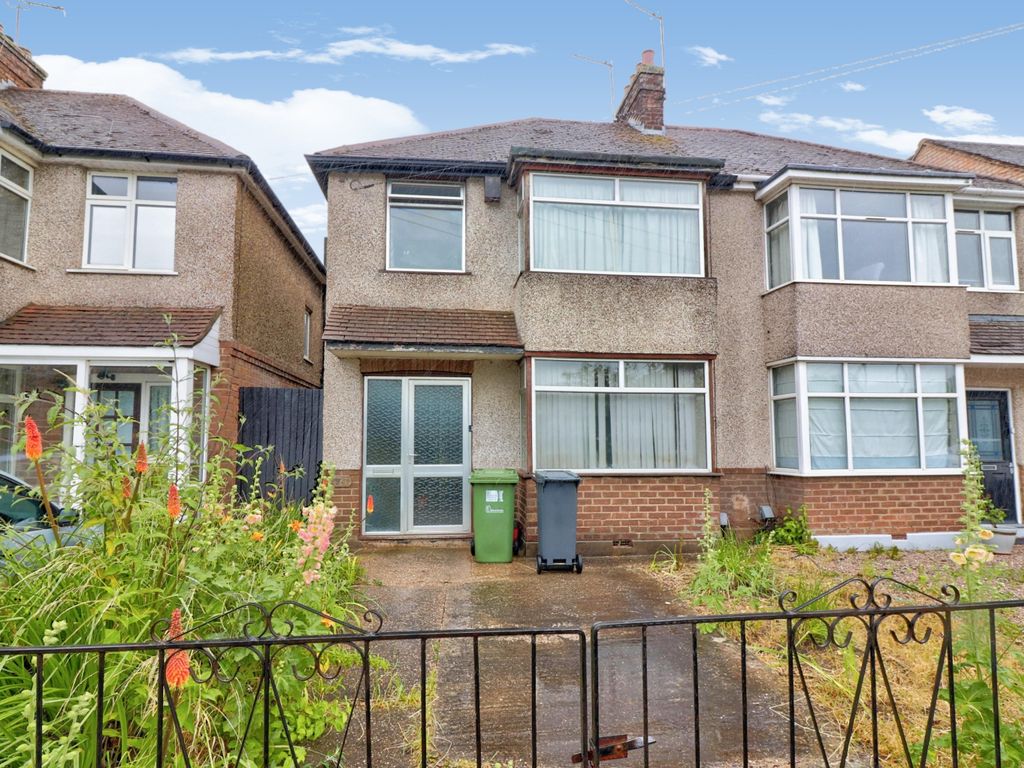 3 Bed Semi Detached House For Sale In Tachbrook Road Whitnash