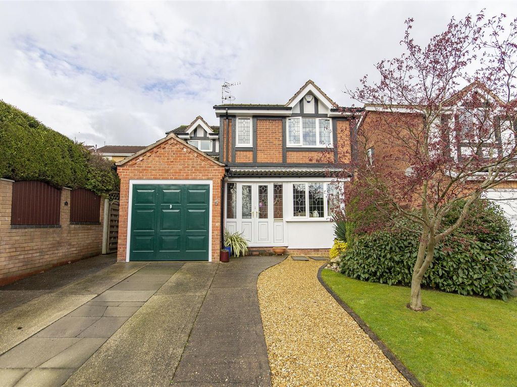 3 bed detached house for sale in Longcroft Close, New Tupton ...