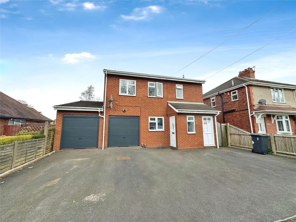 2 Bed Flat To Rent In Victoria Road Wednesfield Wolverhampton West