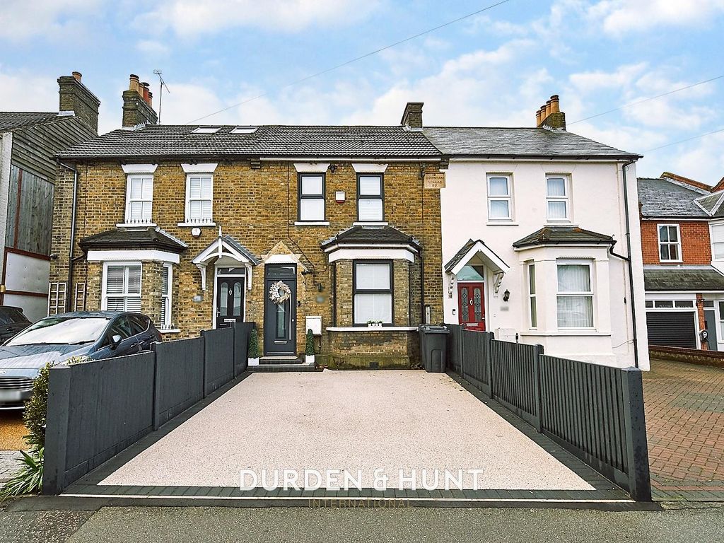 3 bed terraced house for sale in Ongar Road, Brentwood CM15, £550,000 ...