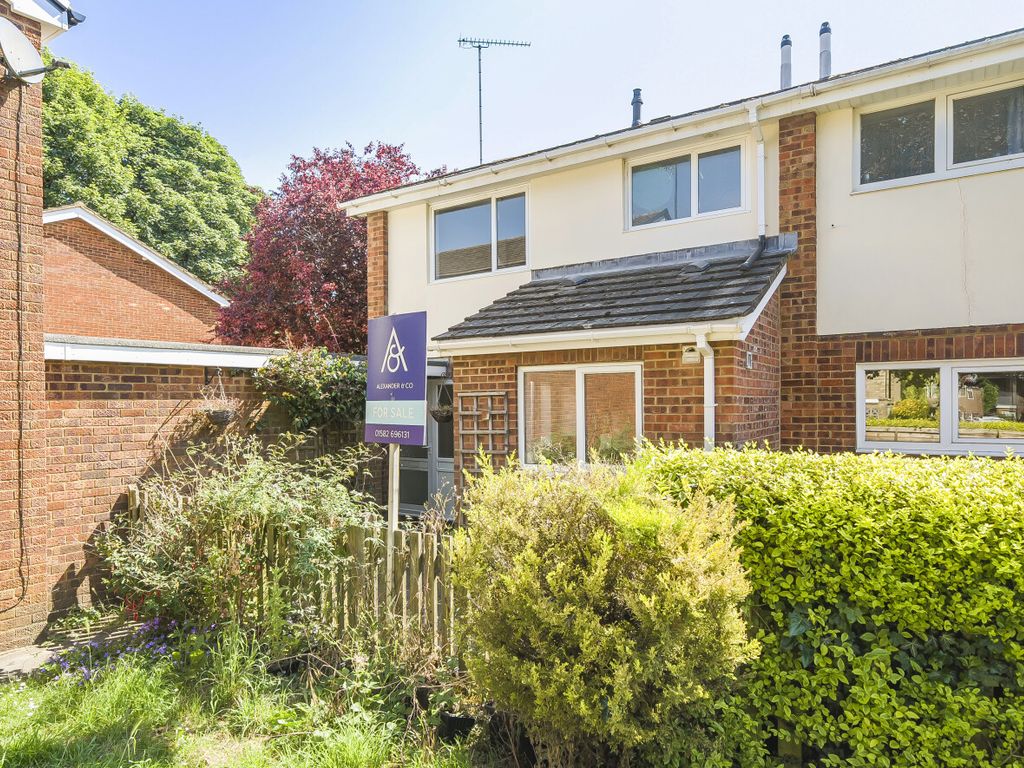 3 bed semi-detached house for sale in Radburn Court, Dunstable ...