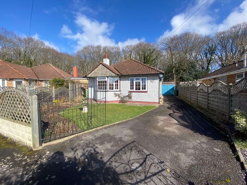 2 bed detached bungalow for sale in Oakdown Road, Stubbington, Fareham ...
