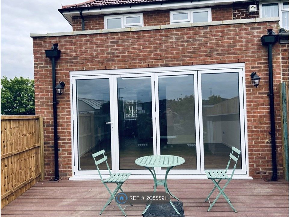 2 bed end terrace house to rent in Alibon Road, Dagenham RM10, £1,900 pcm - Zoopla