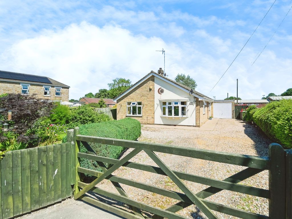 3 Bed Bungalow For Sale In Wisbech Road Outwell Wisbech Norfolk Pe14