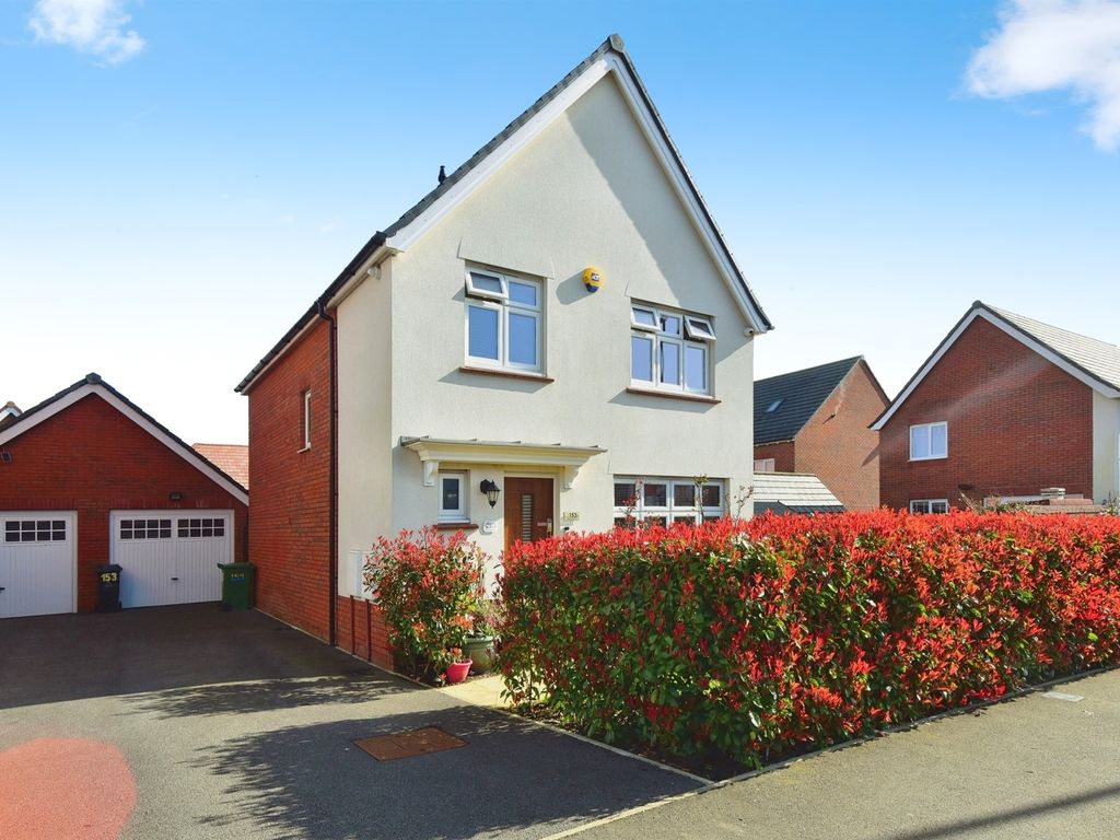 3 Bed Detached House For Sale In Homington Avenue Coate Swindon Sn3