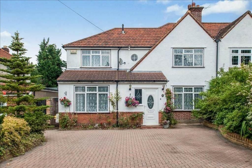 4 Bed Semi Detached House For Sale In Swakeleys Drive Ickenham