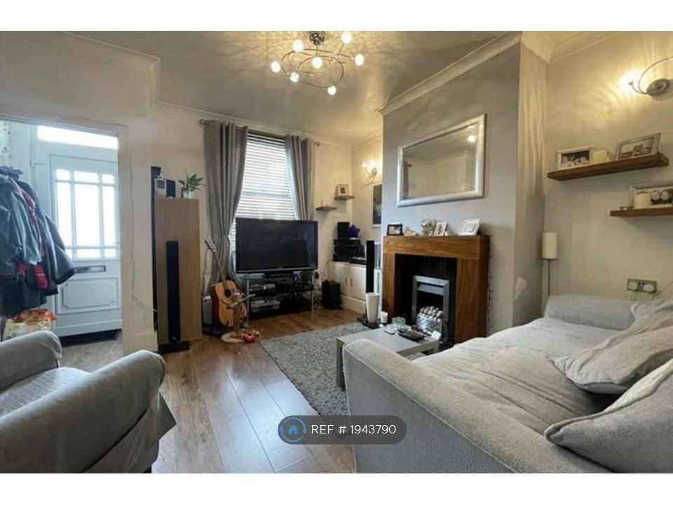 2 bed terraced house to rent in Inkerman Street, Ashton-On-Ribble ...