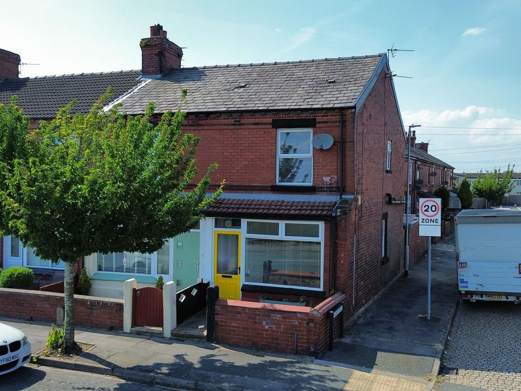 3 bed terraced house for sale in Gartons Lane, Clock Face WA9, £140,000 ...