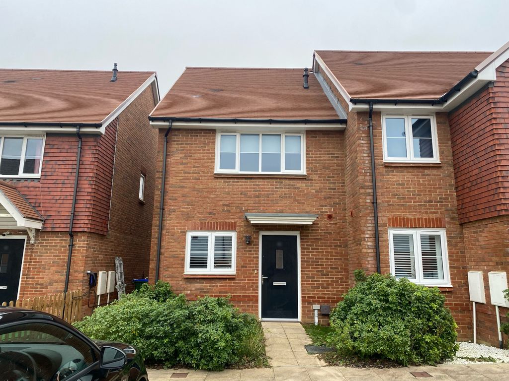 2 bed semi-detached house to rent in Illett Way, Faygate, Horsham RH12 ...
