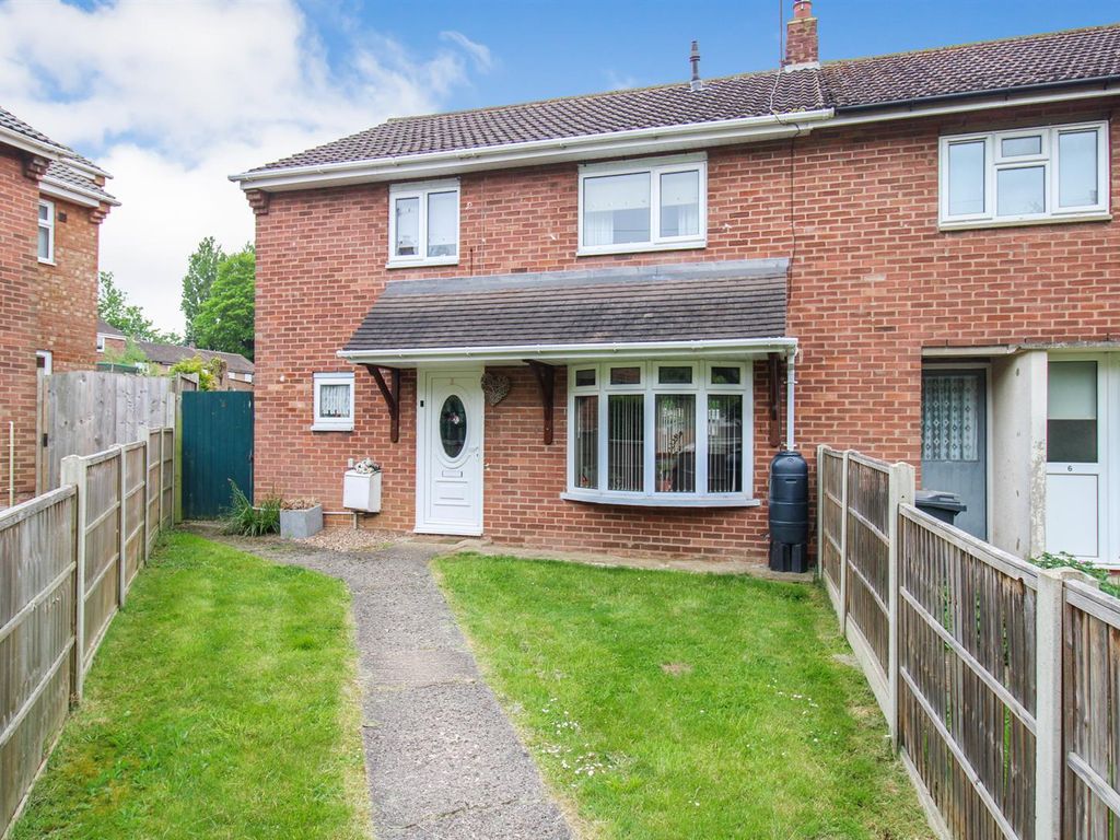 3 bed semi-detached house for sale in Oxford Road, Corby NN17 - Zoopla