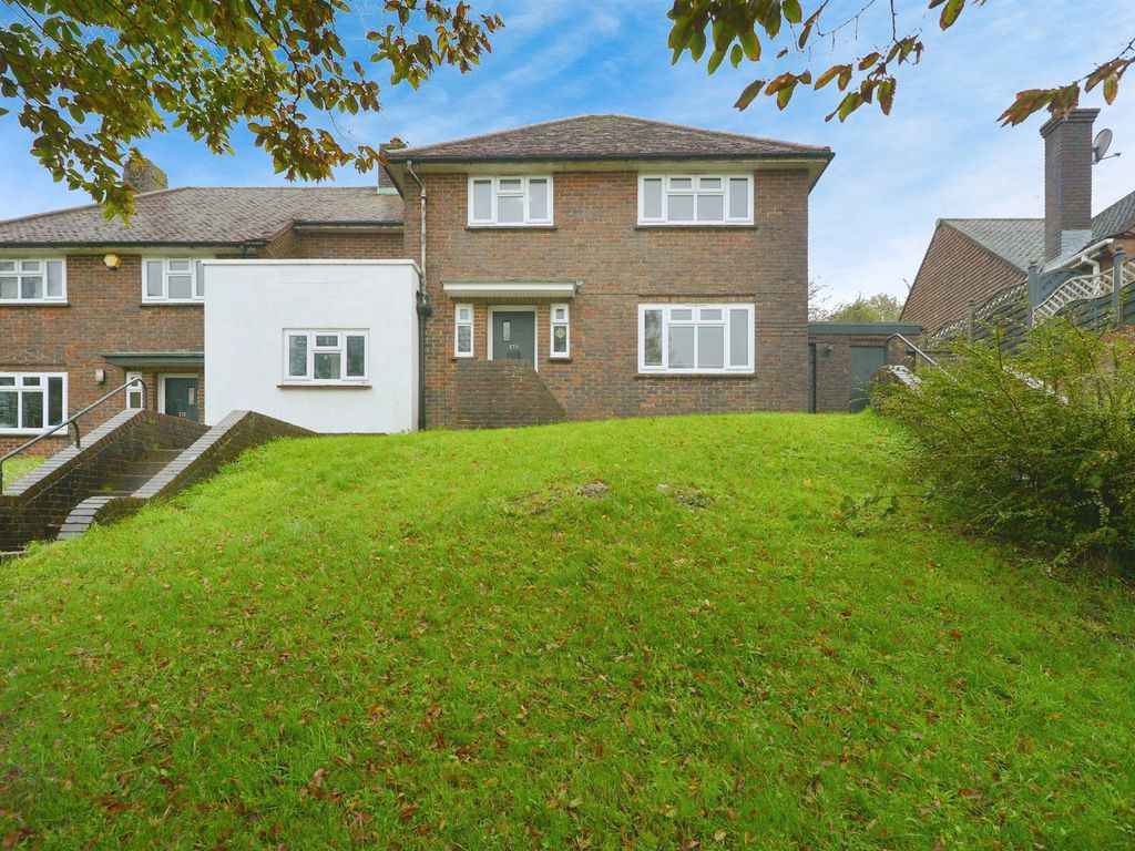 4 Bed Semi Detached House For Sale In Carden Hill Brighton Bn1 £