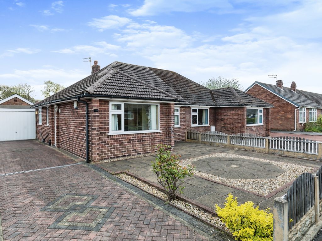 2 Bed Bungalow For Sale In Coniston Drive Walton Le Dale Preston