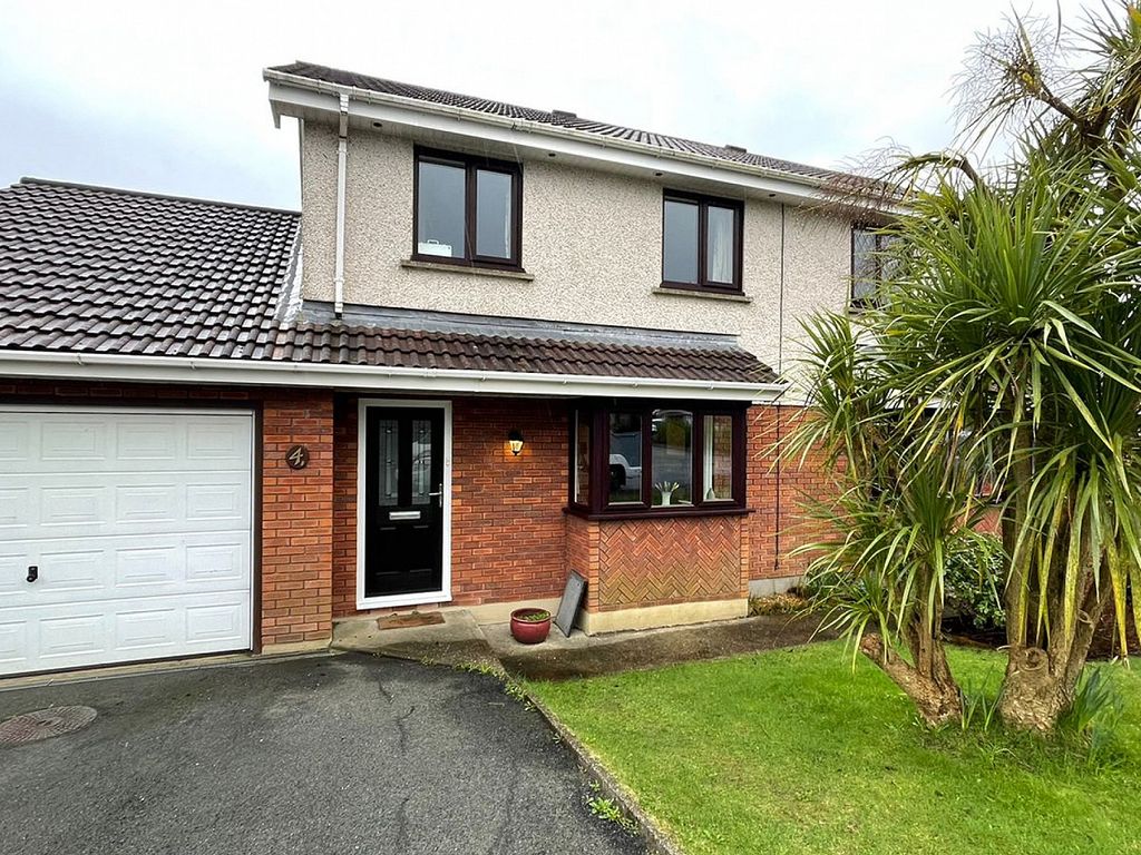 3 bed semi-detached house to rent in 4 Ashbourne Grove, Saddlestone IM2 ...