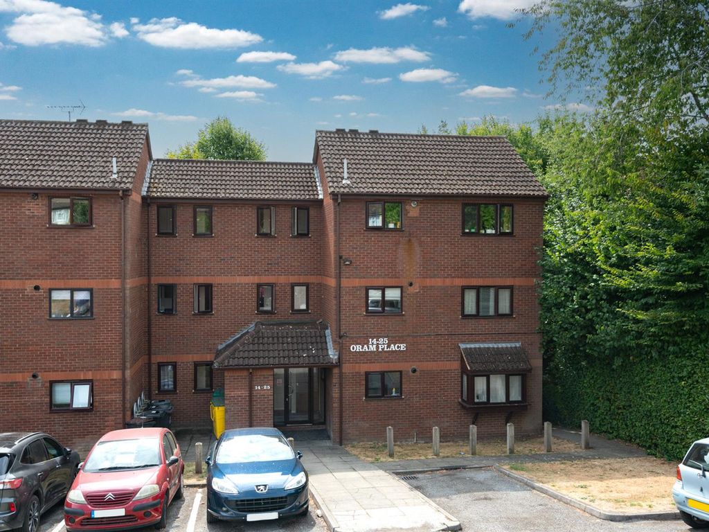 1 bed flat for sale in Oram Place, Lawn Lane, Hemel Hempstead HP3 - Zoopla