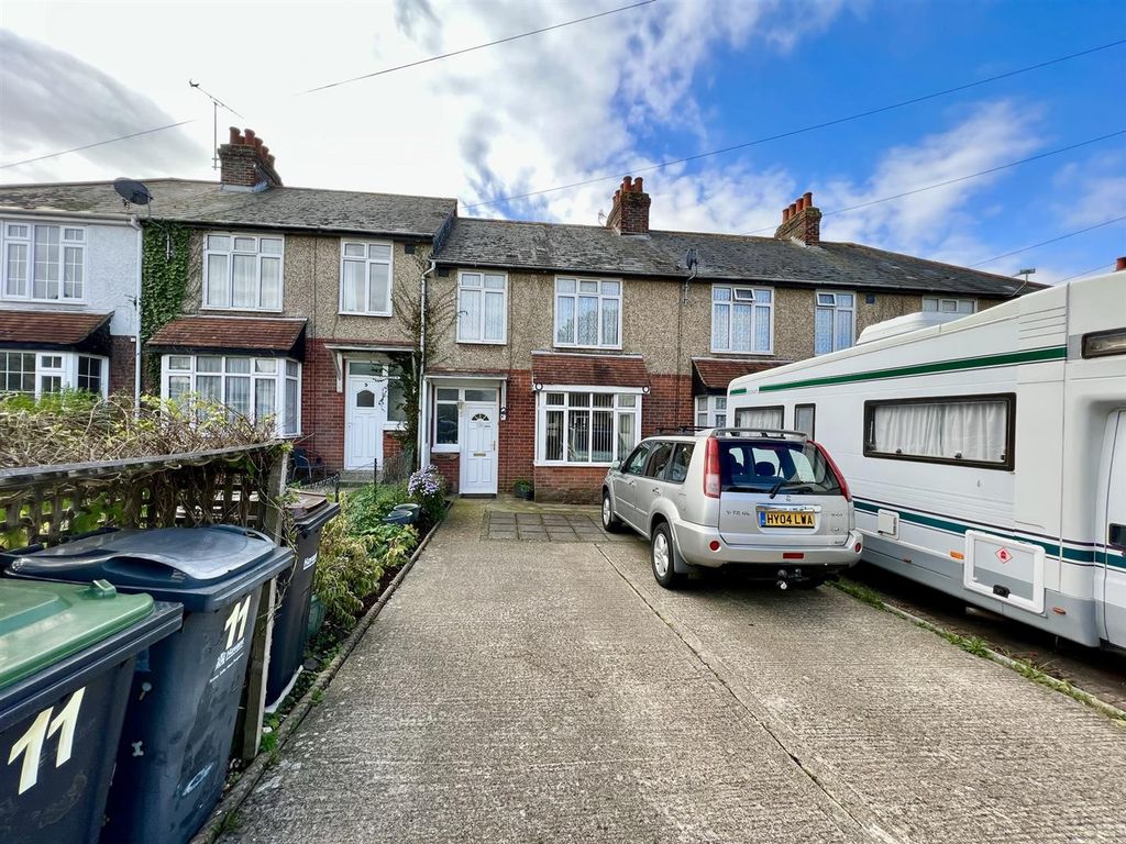 3 bed terraced house for sale in Durley Avenue, Cowplain, Waterlooville ...