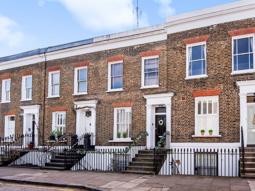 2 bed flat for sale in Mitchison Road, London N1, £650,000 - Zoopla