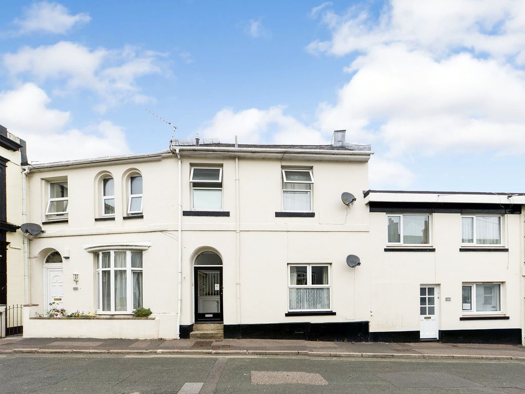 1 bed flat to rent in Petitor Mews, St. Marychurch, Torquay TQ1, £750 ...