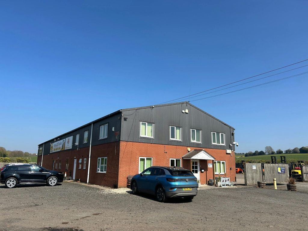 Office to let in Office 1, Ladybird Barn, Old Burcot Lane, Bromsgrove ...