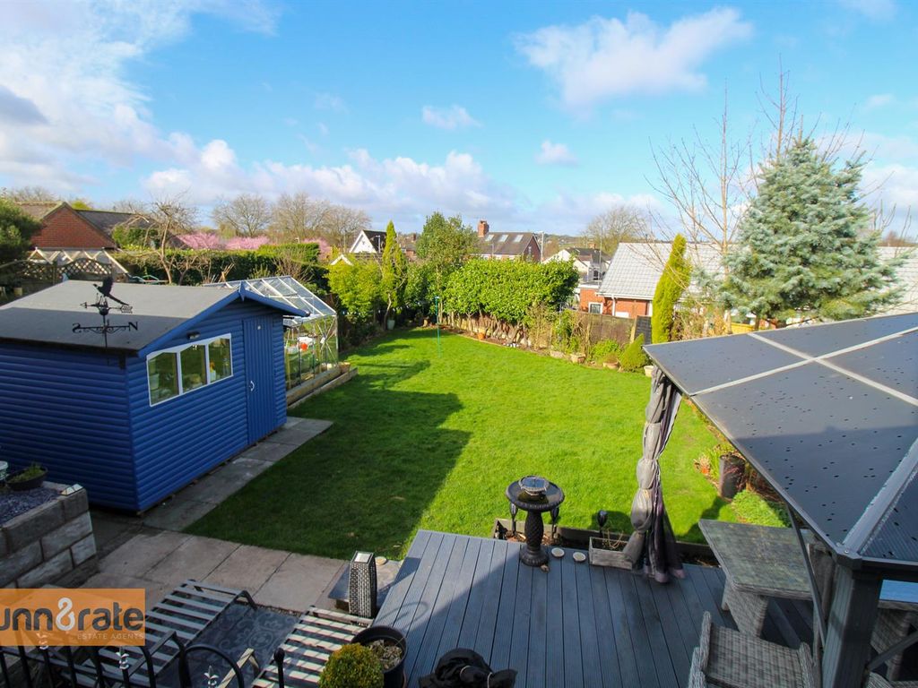 3 bed detached bungalow for sale in Roundfields, Baddeley Edge, Stoke ...