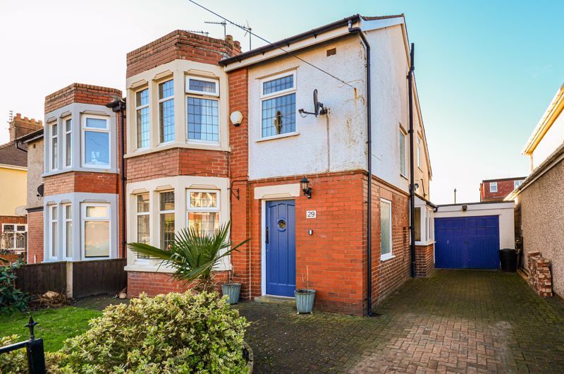 3 Bed Semi Detached House For Sale In 29 Leighton Avenue Fleetwood Fy7