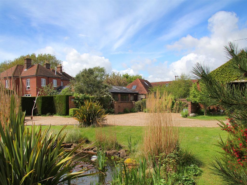 11 bed detached house for sale in Sidlesham Common, Chichester, West ...