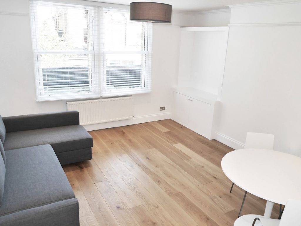 1 bed flat to rent in The Broadway, Wimbledon, London SW19, £1,700 pcm ...