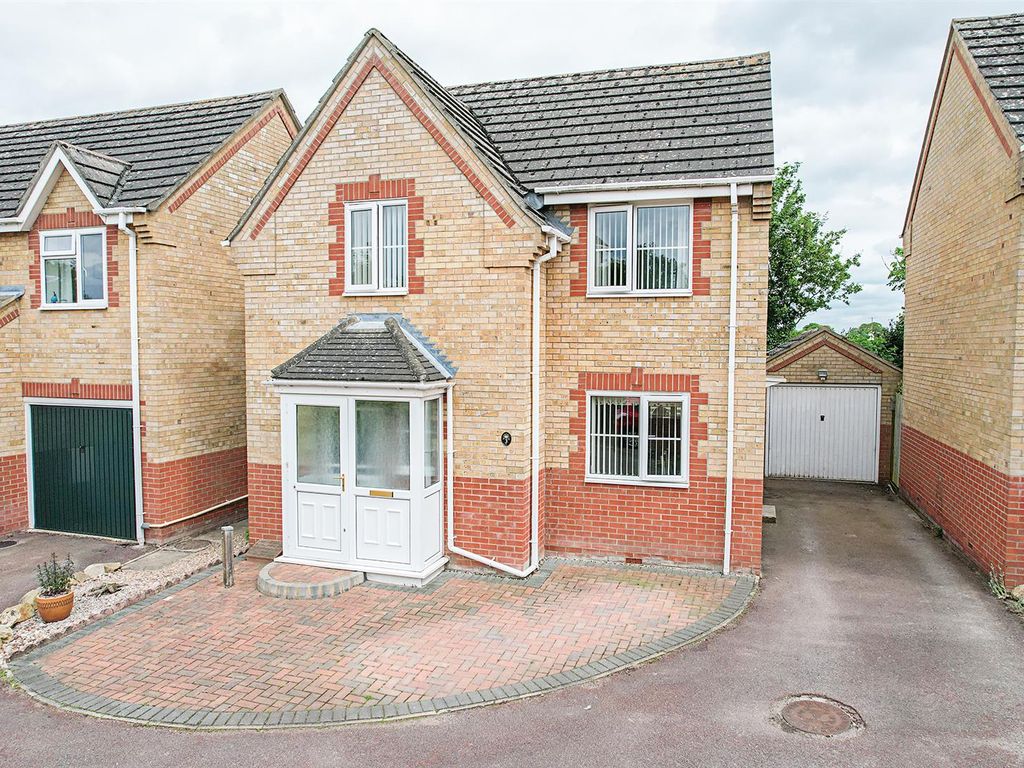 3 bed detached house for sale in Appletree Grove, Burwell, Cambridge ...