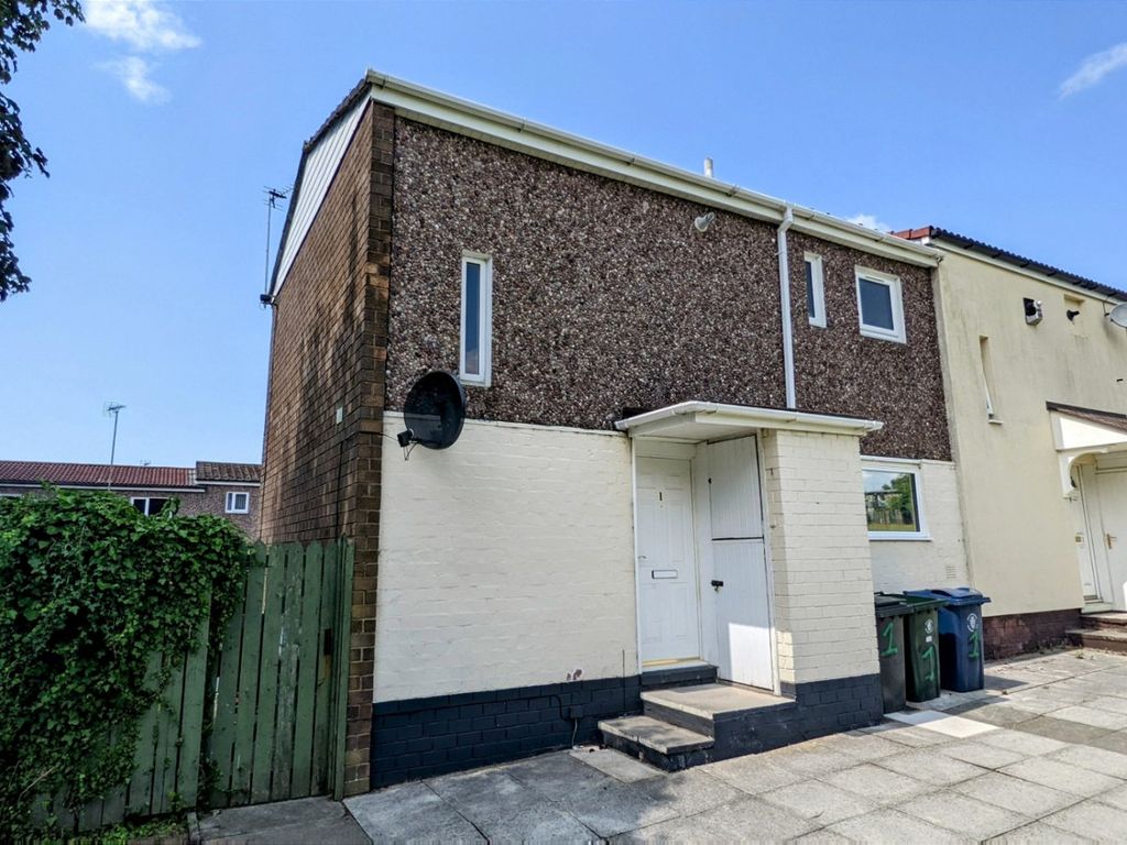 3 bed end terrace house for sale in Ferndale, Skelmersdale WN8 - Zoopla