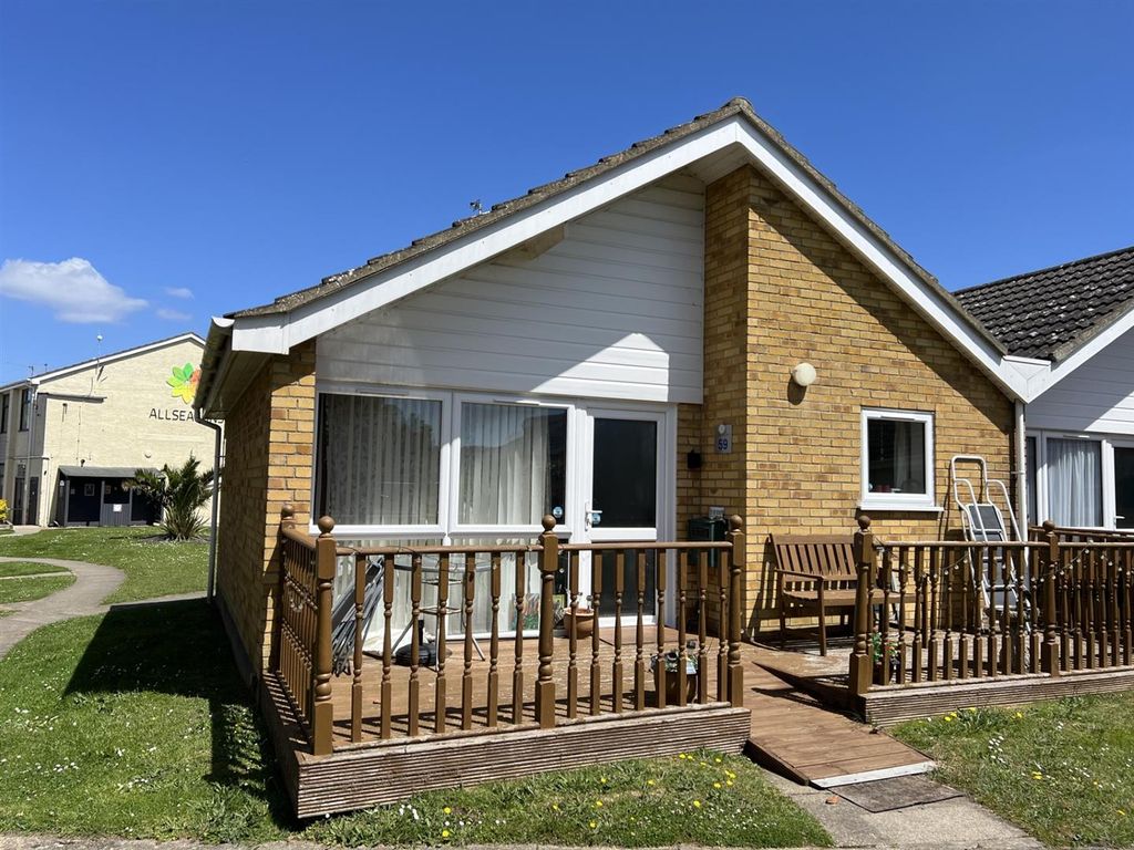 2 bed chalet for sale in Waterside Park, Corton, Lowestoft NR32, £ ...