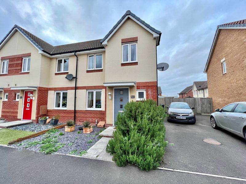 3 bed end terrace house for sale in Royal Drive, Bridgwater TA6 - Zoopla