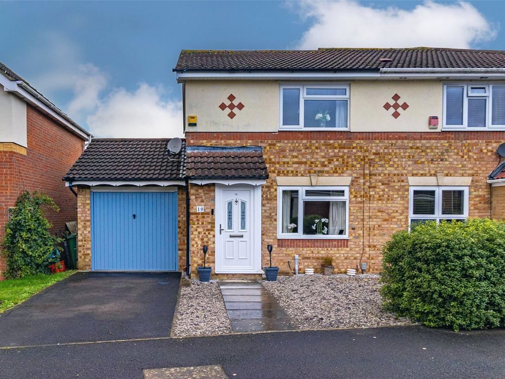 2 Bed Semi Detached House For Sale In Bicton Road Abbey Meads Swindon