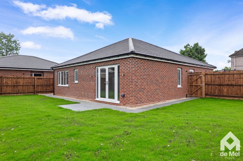 New home, 3 bed detached bungalow for sale in Vicarage Lane, Brockworth ...