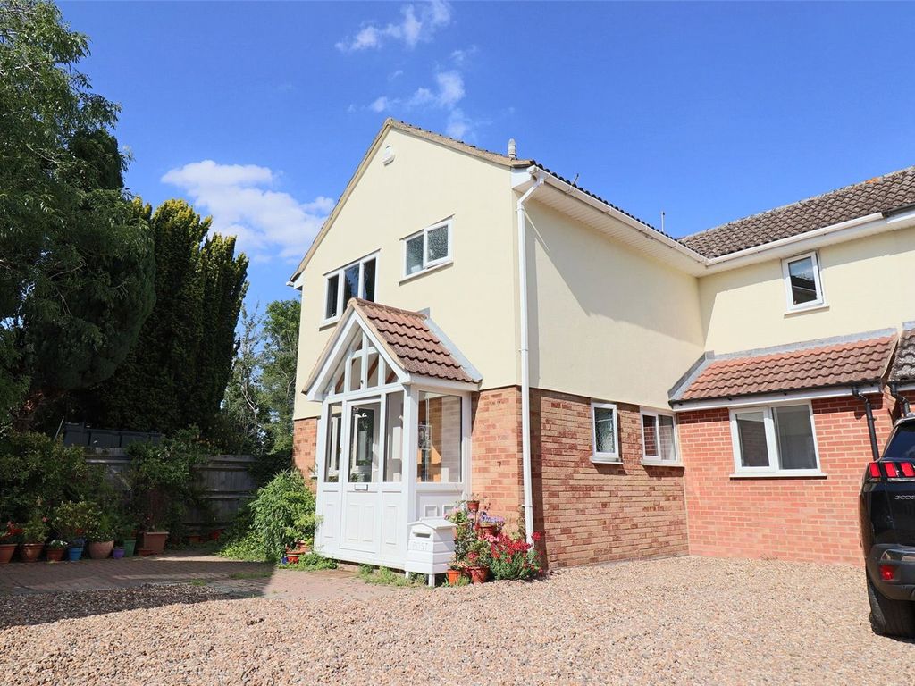 4 bed link-detached house for sale in Leaden Close, Leaden Roding CM6 ...