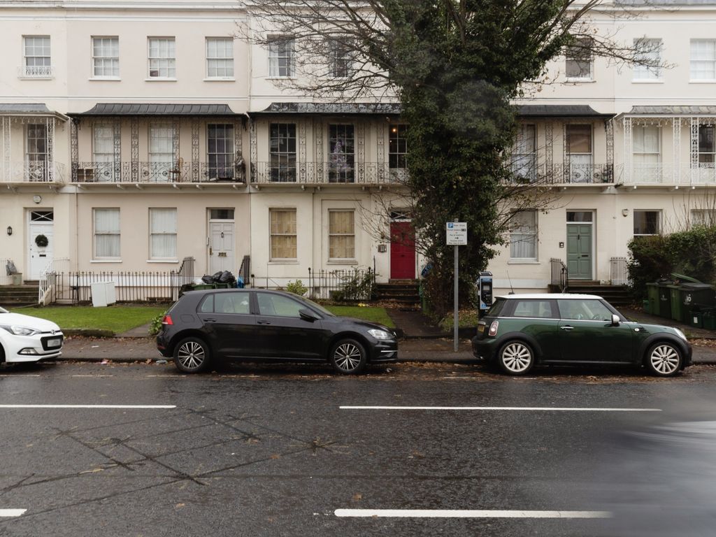 1 bed flat for sale in Evesham Road, Cheltenham GL52 - Zoopla