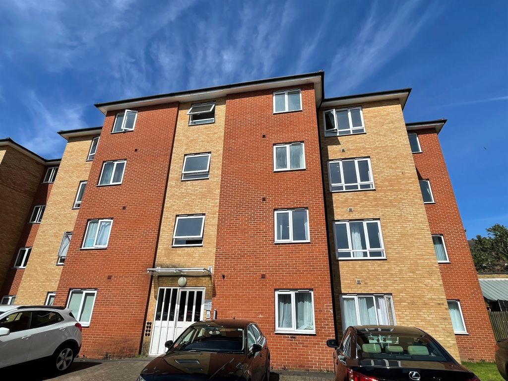 2 bed flat for sale in Player Street, Nottingham NG7, £100,000 - Zoopla