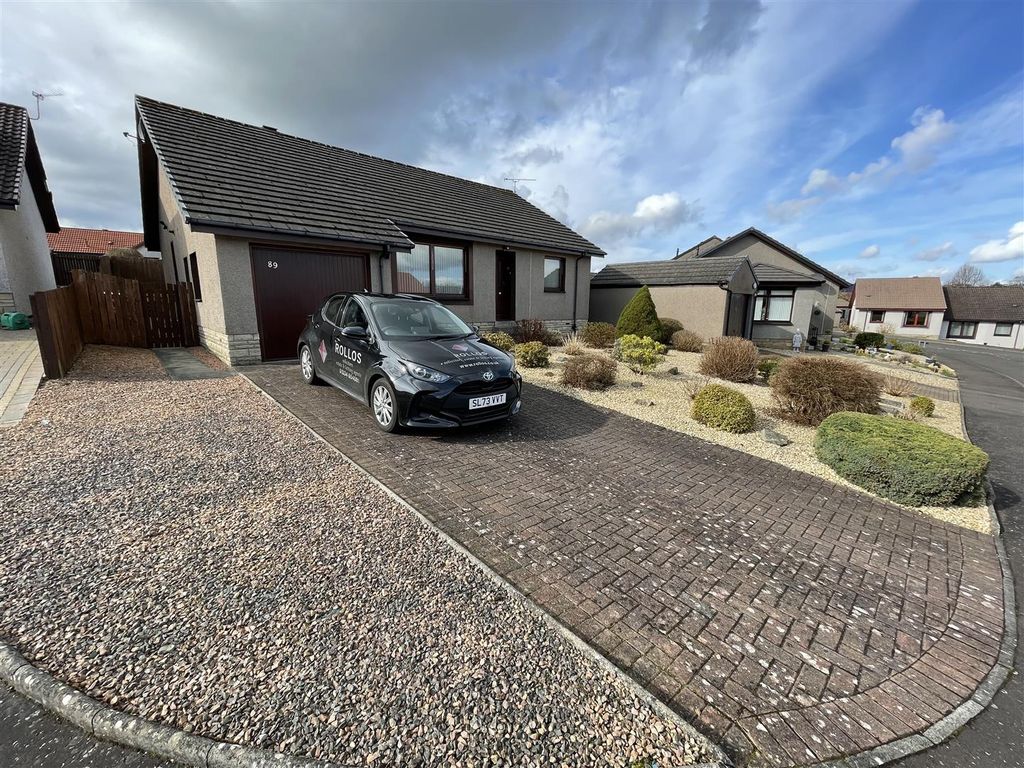 3 bed detached bungalow for sale in Hogarth Drive, Cupar KY15, £295,000 ...