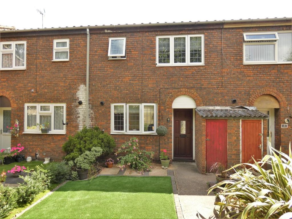 2 bed terraced house for sale in Coopers Road, Northfleet, Gravesend DA11, £280,000 - Zoopla