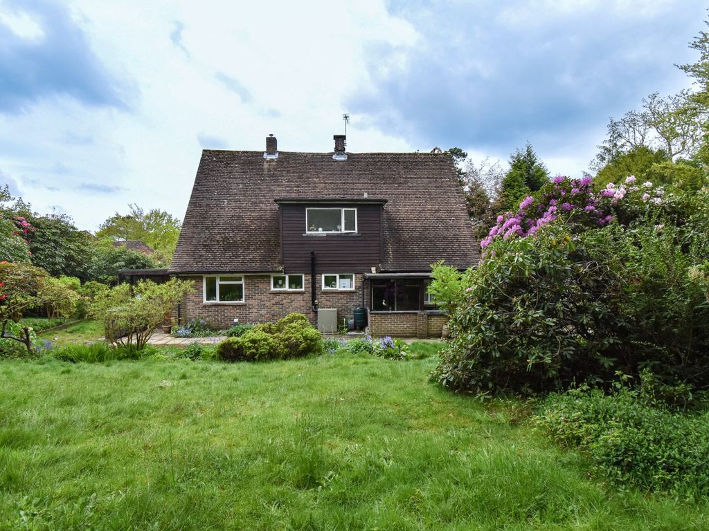 4 Bed Detached House For Sale In Glenmore Road East Crowborough East