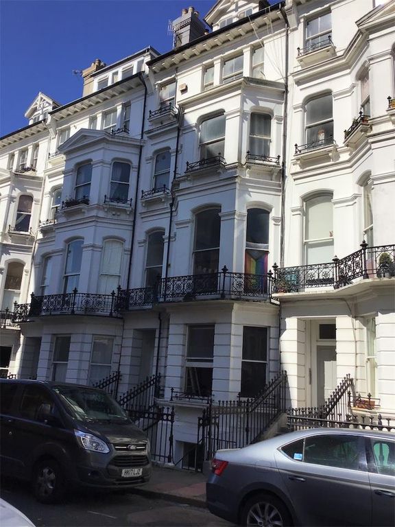 1 bed flat to rent in St. Michaels Place, Brighton BN1, £1,150 pcm - Zoopla