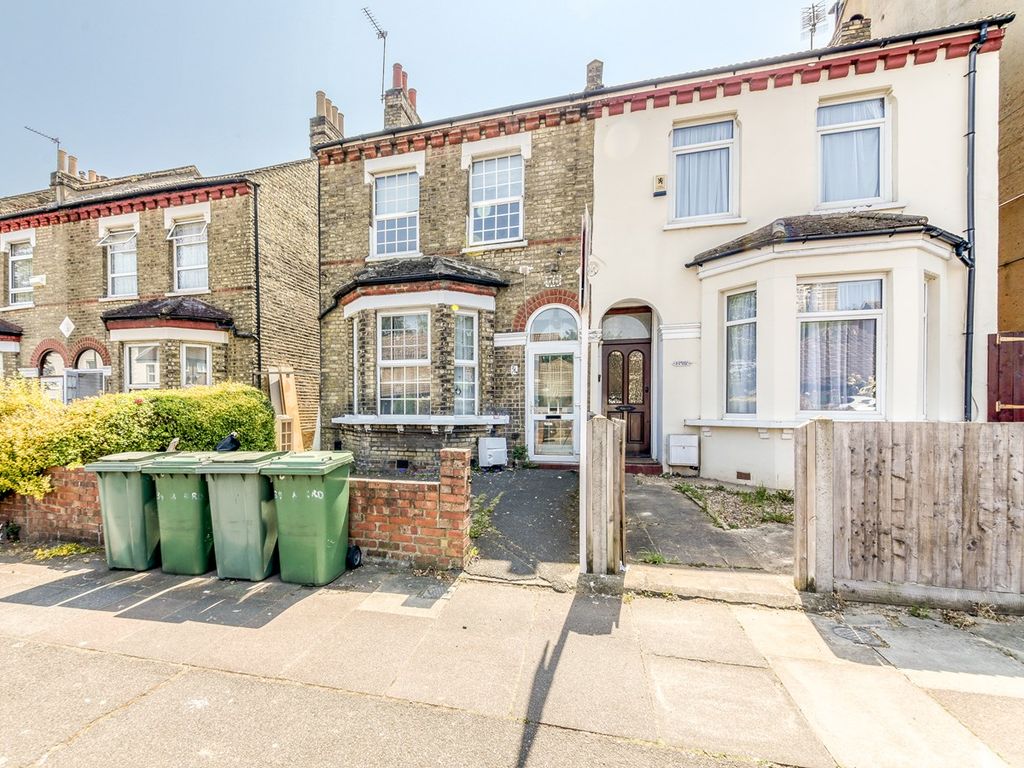 4 bed terraced house for sale in Maple Road, London SE20 - Zoopla