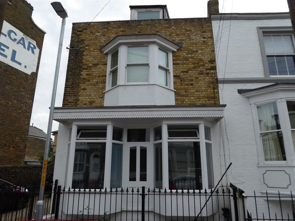 1 bed flat to rent in Royal Road, Ramsgate CT11 - Zoopla