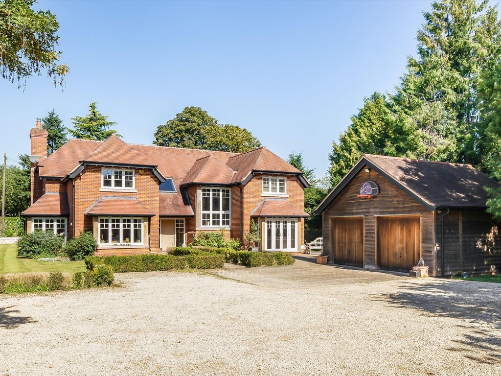 5 bed detached house for sale in Station Road, Shiplake, Henley-On ...