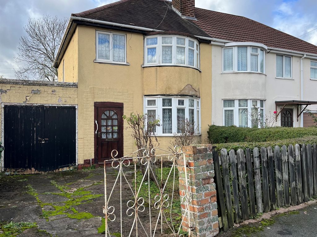 3 bed semi-detached house for sale in Welbeck Avenue, Bushbury ...
