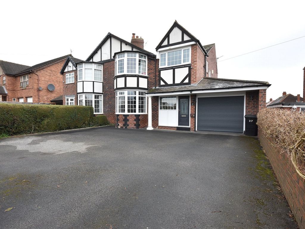 3 Bed Semi Detached House For Sale In Grove Road Leeds West Yorkshire