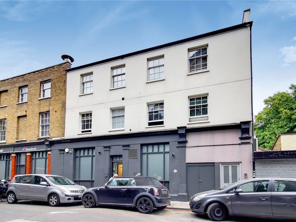 1 bed flat to rent in New Cross Road, London SE14, £1,350 pcm - Zoopla